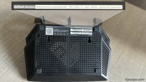 How to See Who Is Using Your WiFi (And Give Them the Boot)