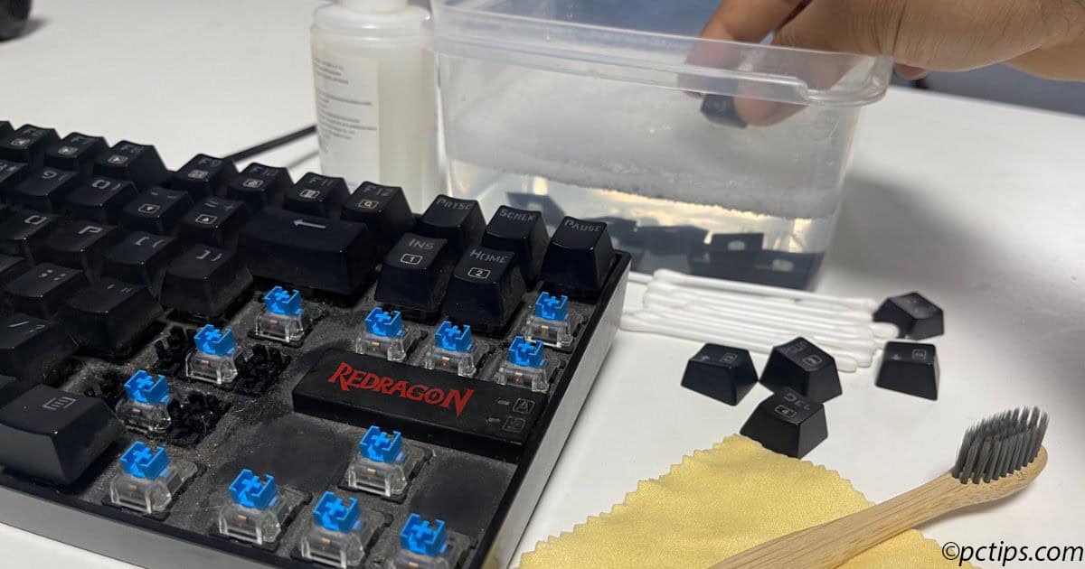 The Right Way to Deep Clean Your Keyboard And Mouse
