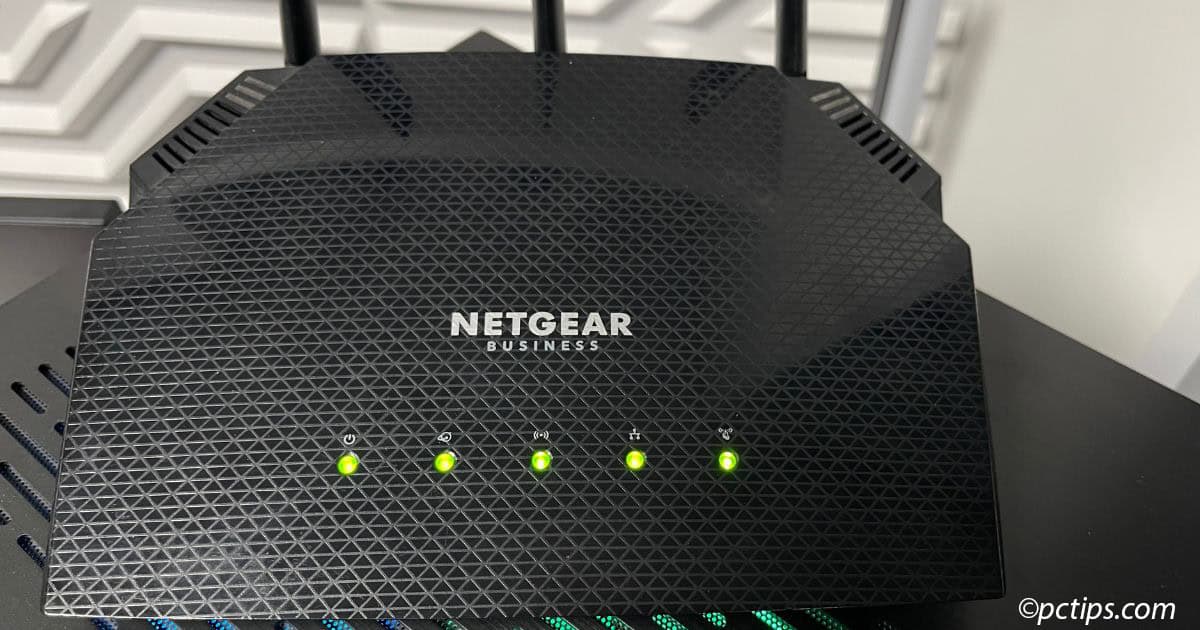 That Blinking Router Light? Here’s What It REALLY Means