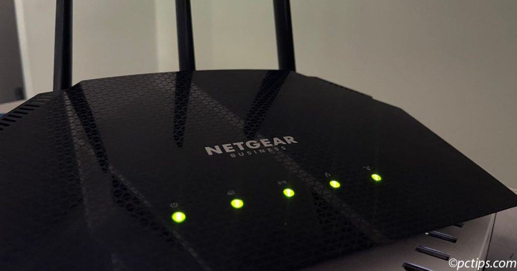 That Blinking Router Light? Here’s What It REALLY Means